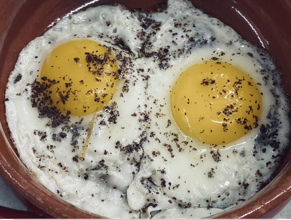 Eggs in a Clay Pot – Alforon